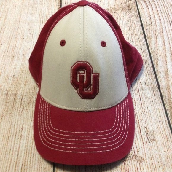 Top of the World | Accessories | Ou Sooners Baseball Cap By Top Of The ...